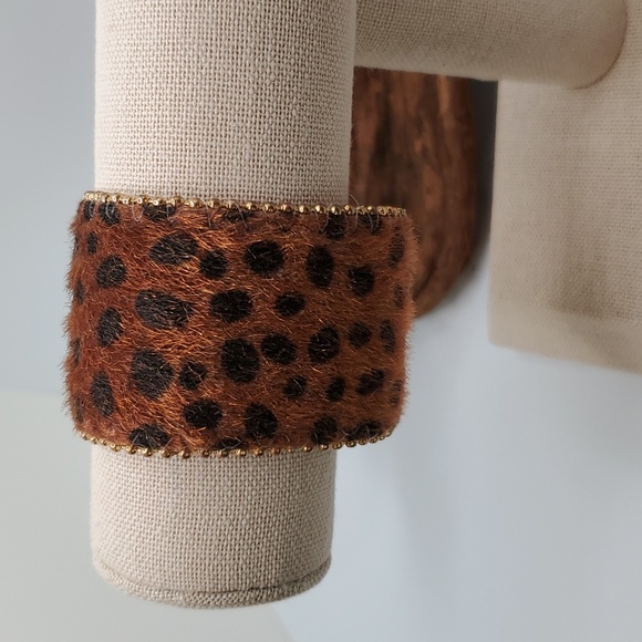 Boutique | Jewelry | Super Stylish Animal Print Bracelet | Poshmark